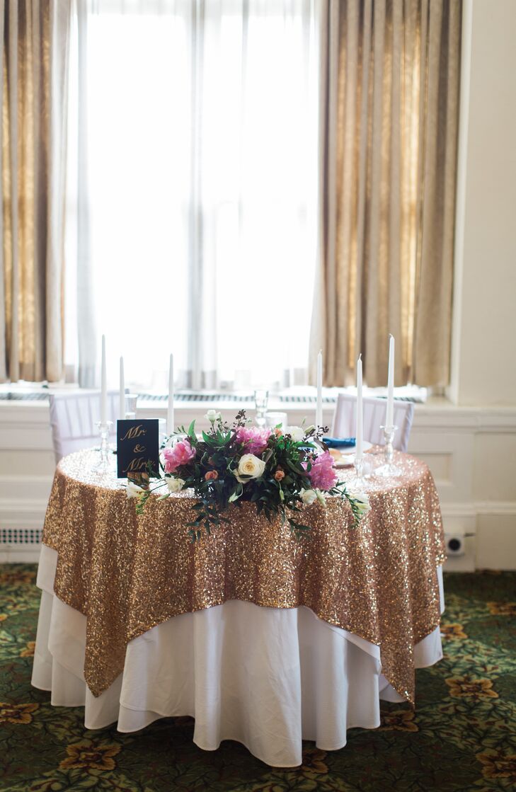 Gold Sequin Sweetheart Table Linen