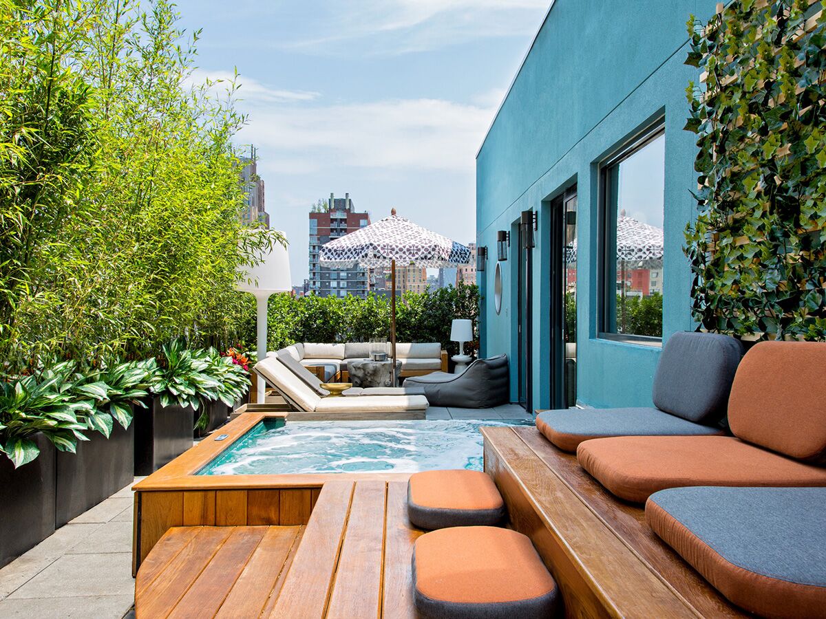 Epic Hotel Suites for an Unforgettable Bachelorette Party